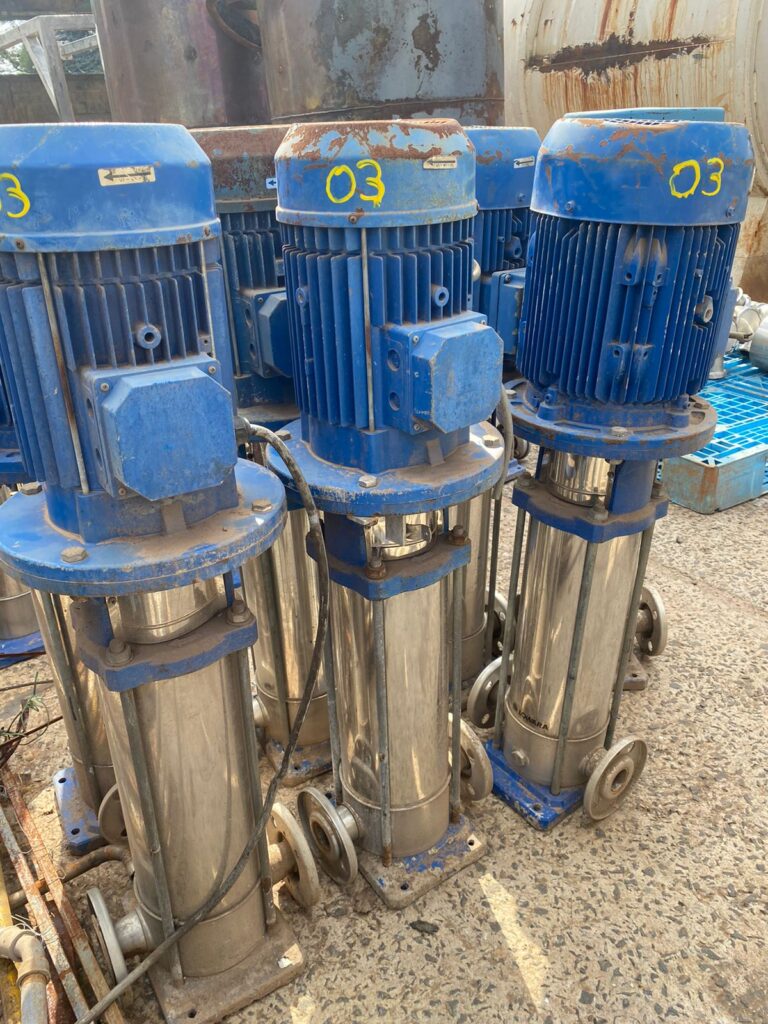 BOMBA MULTIESTÁGIO VERTICAL - AÇO INOX - Equipamentos Nei